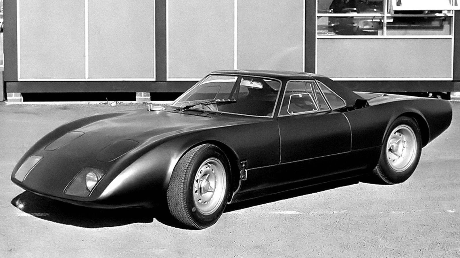 18 cars designed by William Towns | Classic & Sports Car