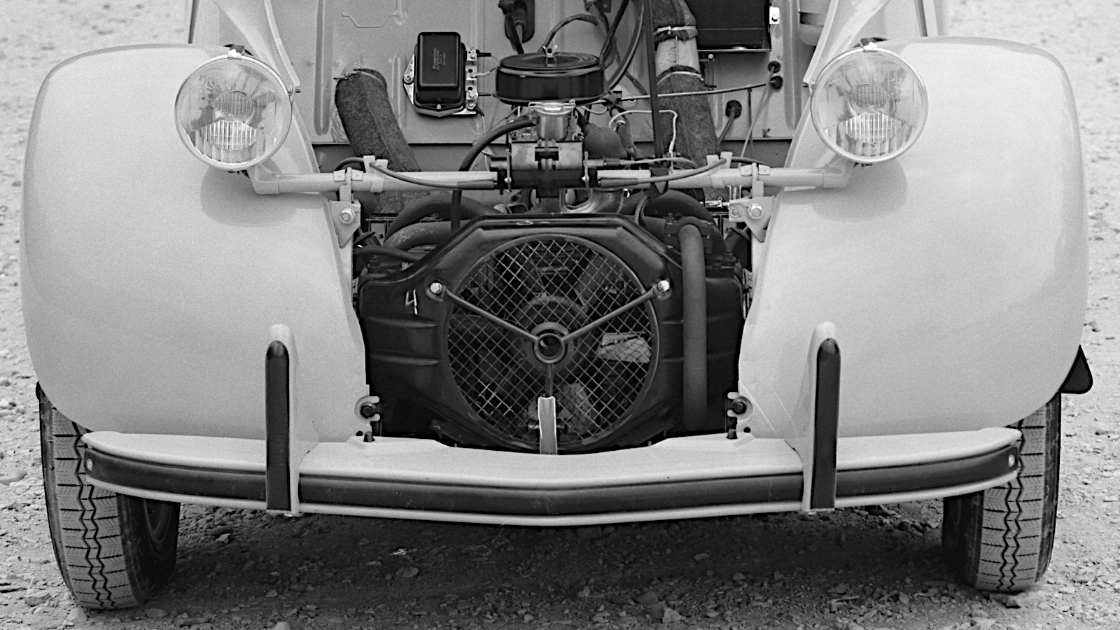 75 years of the Citroën 2CV | Classic & Sports Car