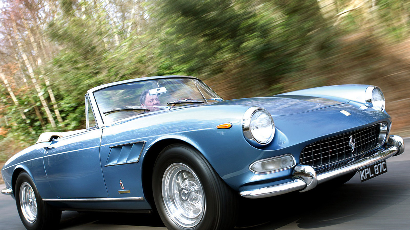 Ferrari 275 at 60 | Classic & Sports Car
