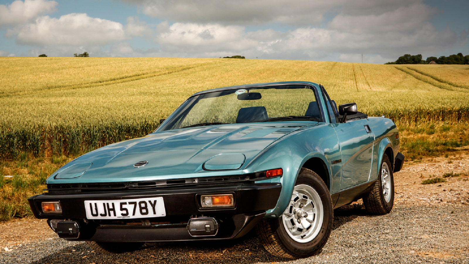 20 overlooked classic drop-tops | Classic & Sports Car