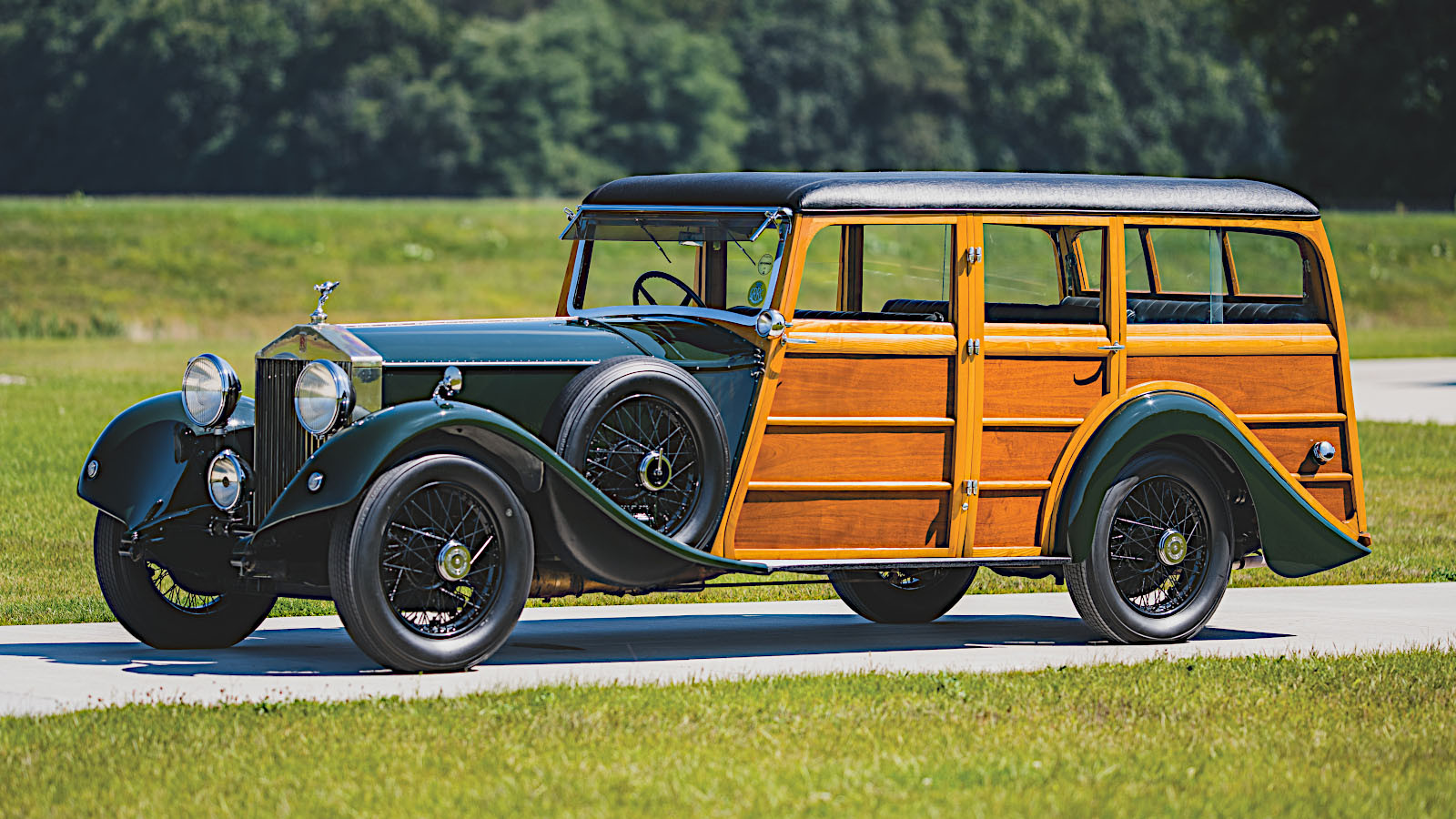 100 years of the Rolls-Royce Phantom | Classic & Sports Car