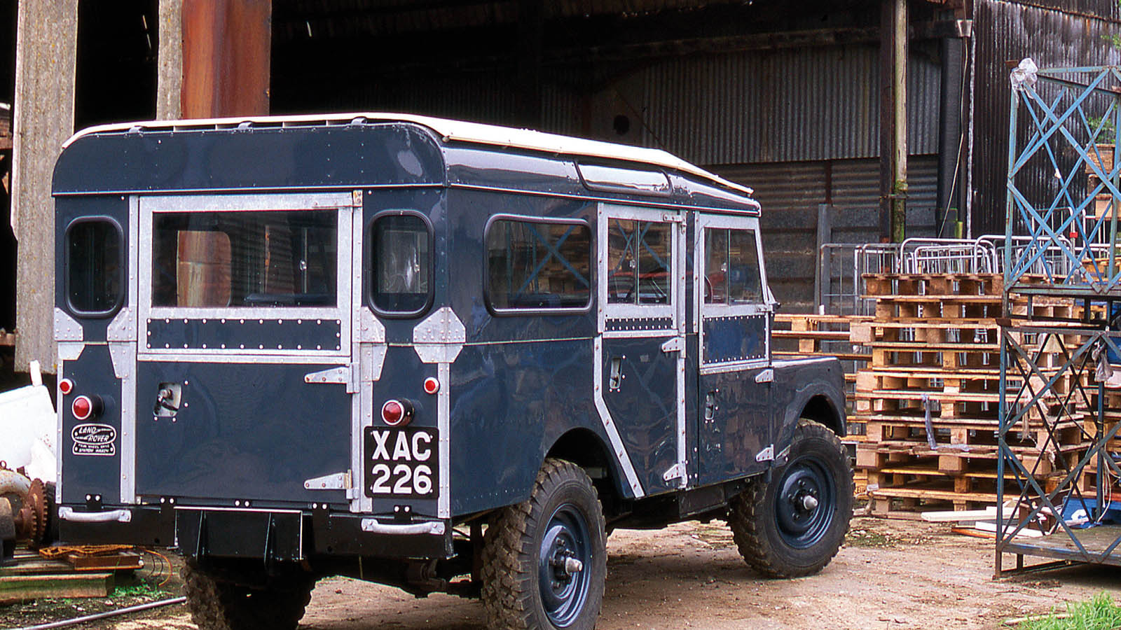 24 slow classic cars | Classic & Sports Car