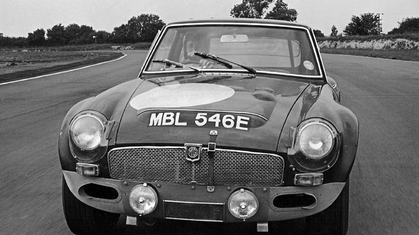 60 years of the MGB | Classic & Sports Car