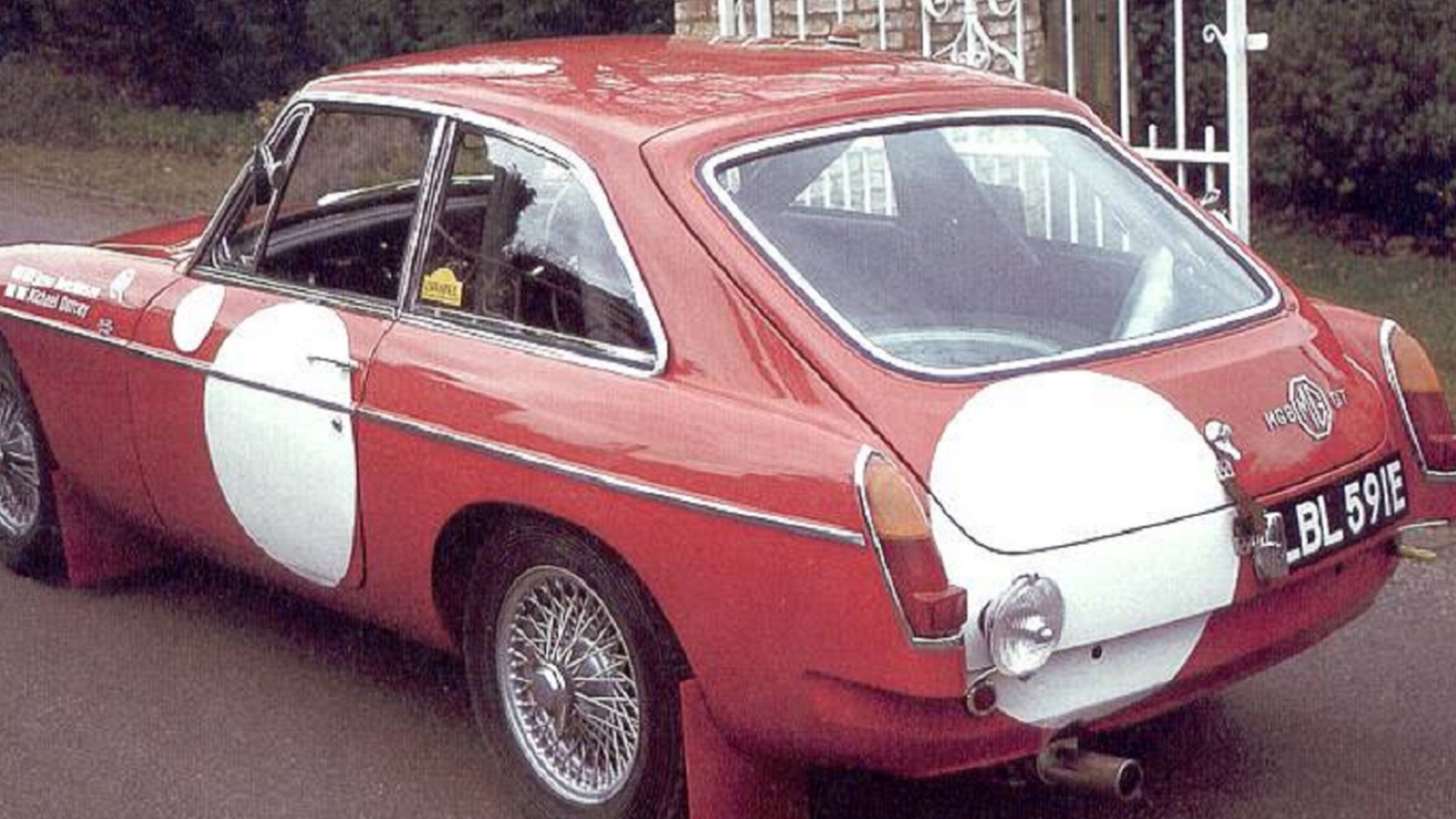 60 years of the MGB | Classic & Sports Car