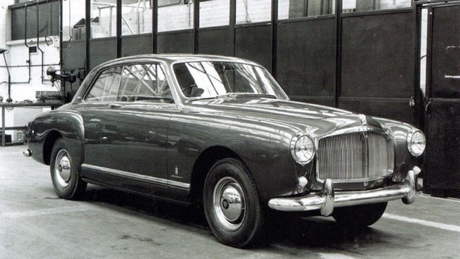 75 years of the Rover P4 | Classic & Sports Car
