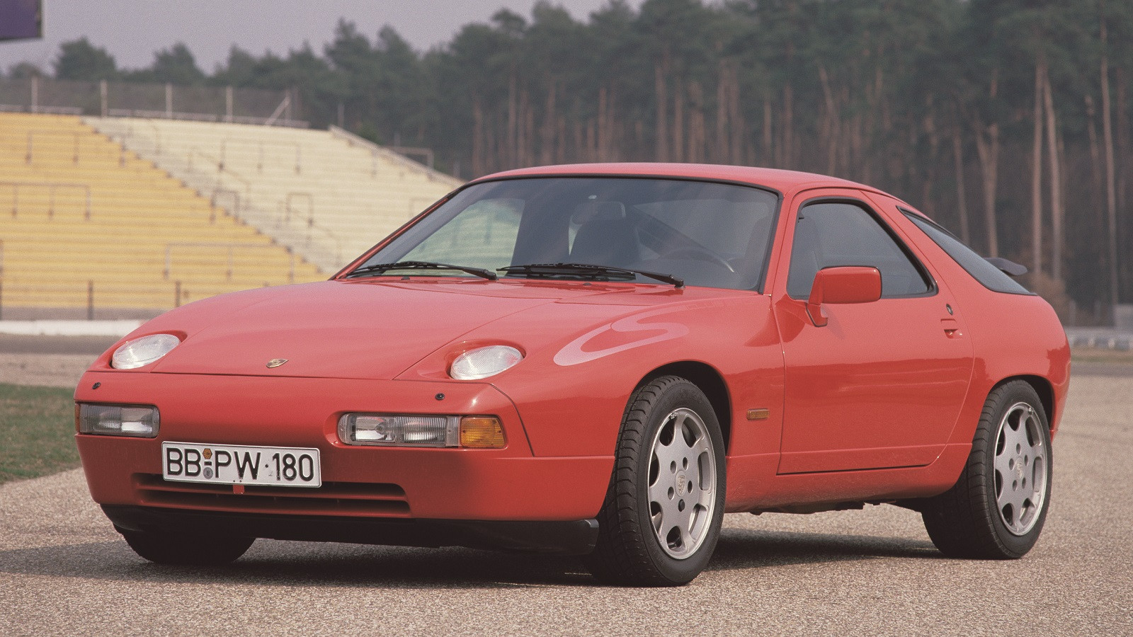 45 years of the Porsche 928 | Classic & Sports Car