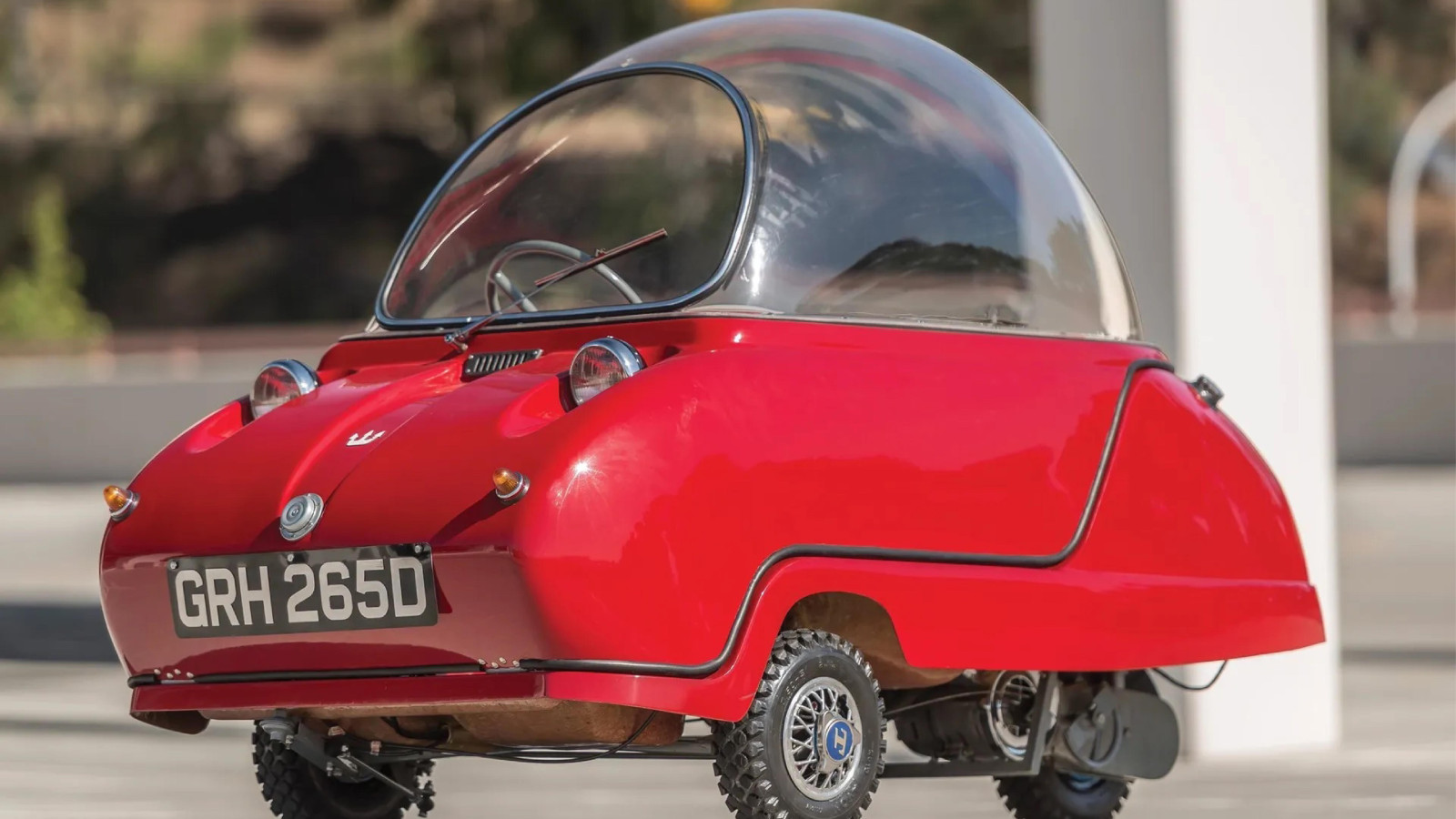 20 véhicules à trois roues oubliés | Classic & Sports Car