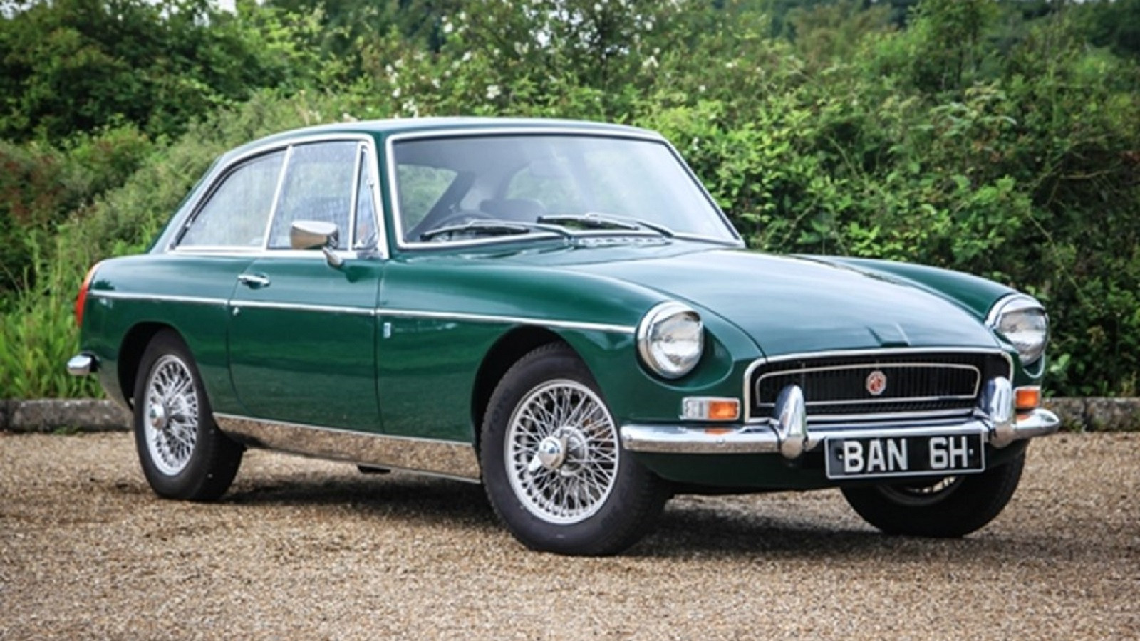 60 years of the MGB | Classic & Sports Car