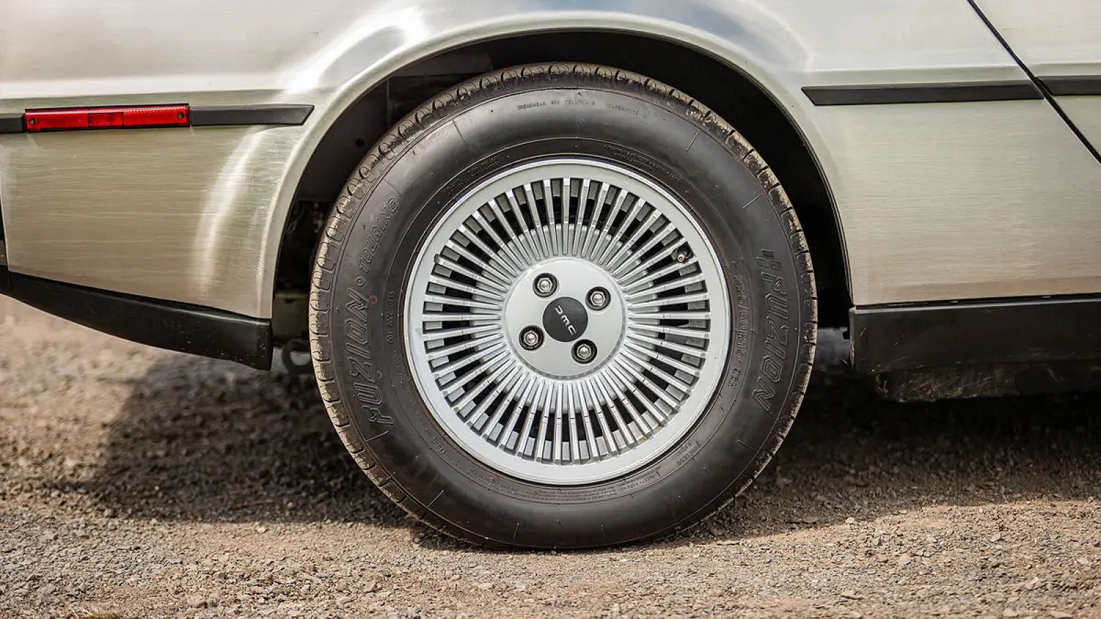 22 classic cars with the best stock wheels | Classic & Sports Car