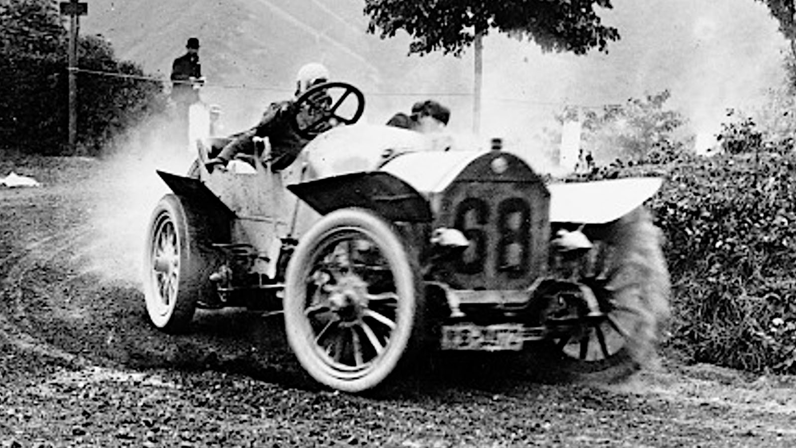 29 auto's van Daimler en Benz van vóór de fusie | Classic & Sports Car