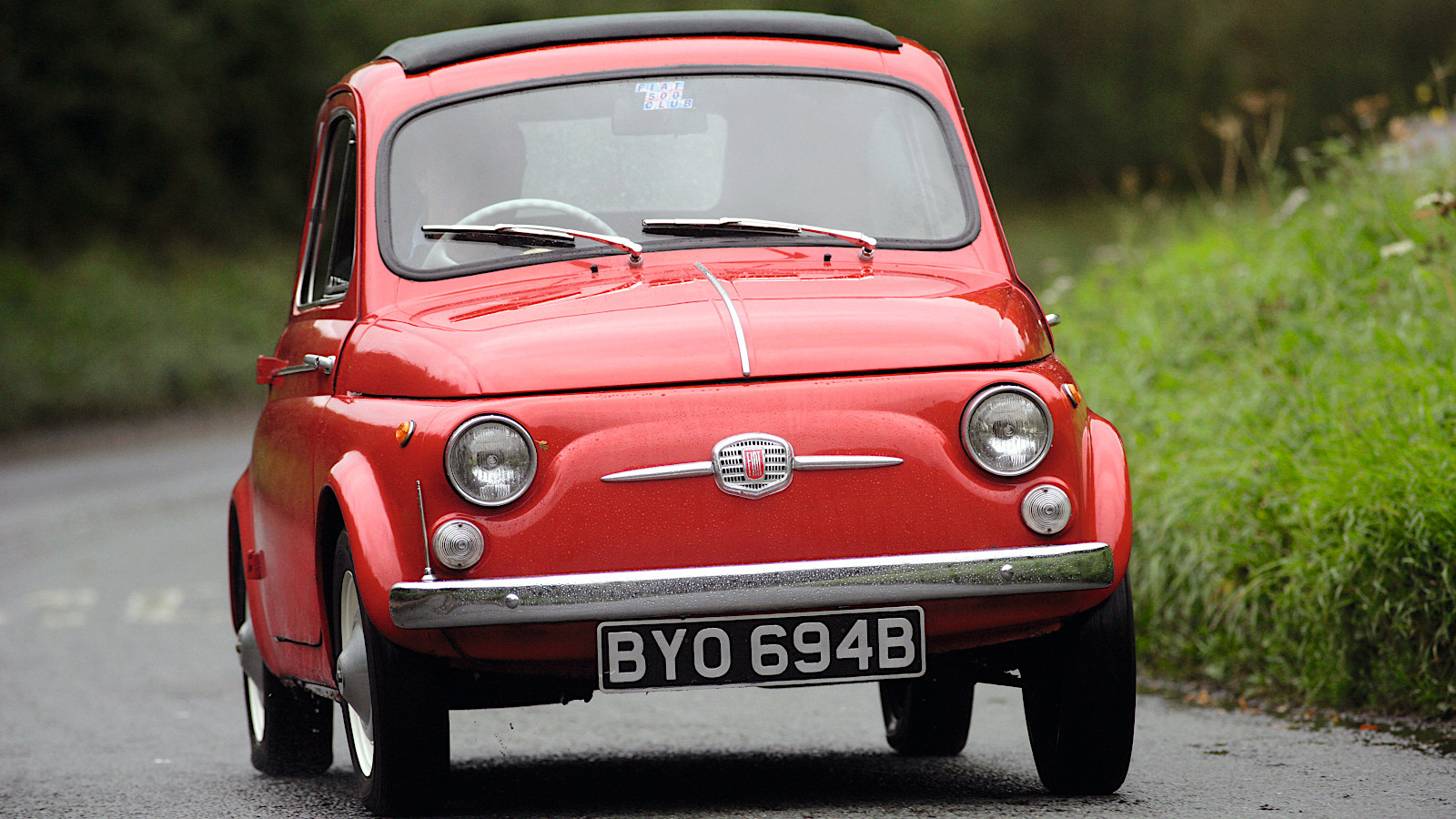 38 Oldtimer mit winzigen Triebwerken | Classic & Sports Car