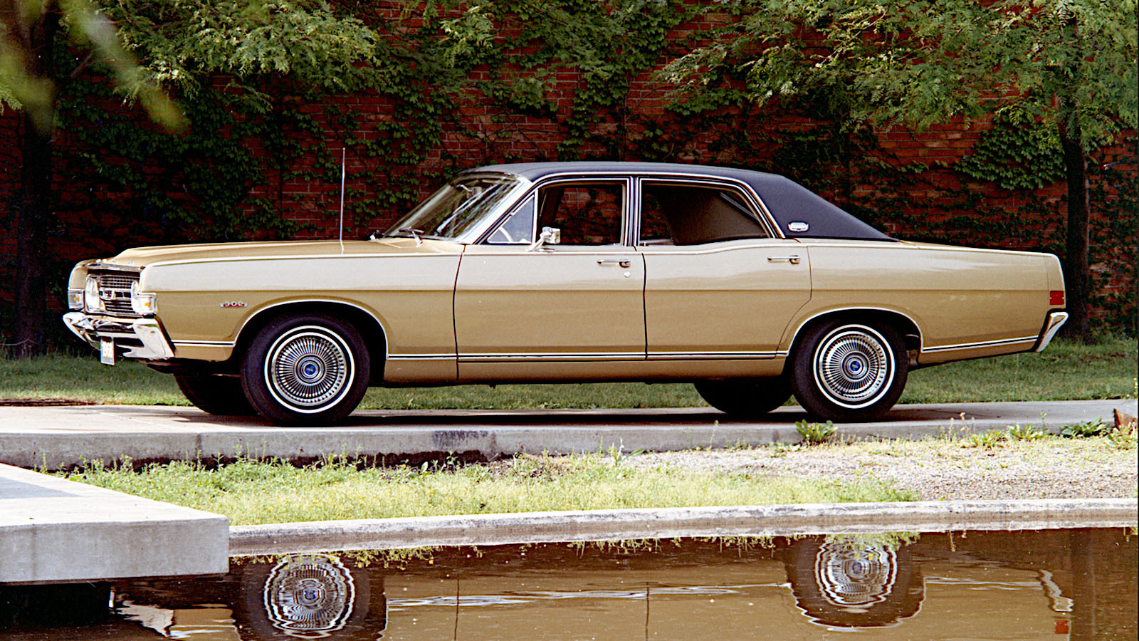 35 uses of the Ford Windsor V8 | Classic & Sports Car