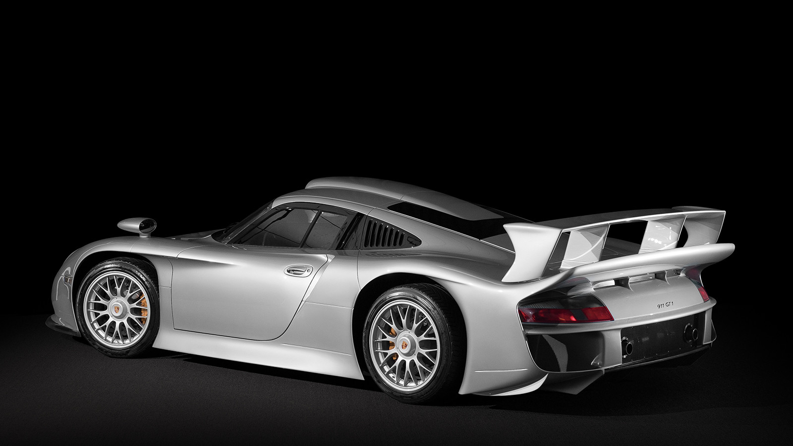 20 cars with great rear ends | Classic & Sports Car