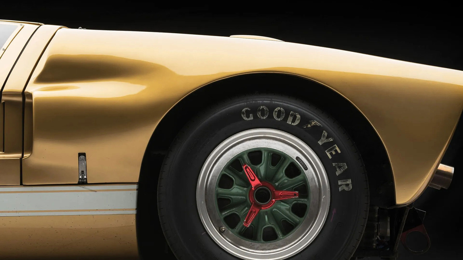 22 classic cars with the best stock wheels | Classic & Sports Car