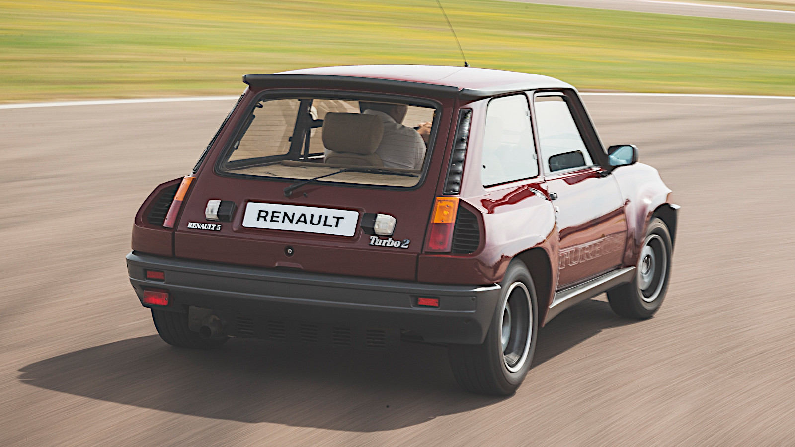 In Bildern: Die Geschichte des Renault 5 | Classic & Sports Car