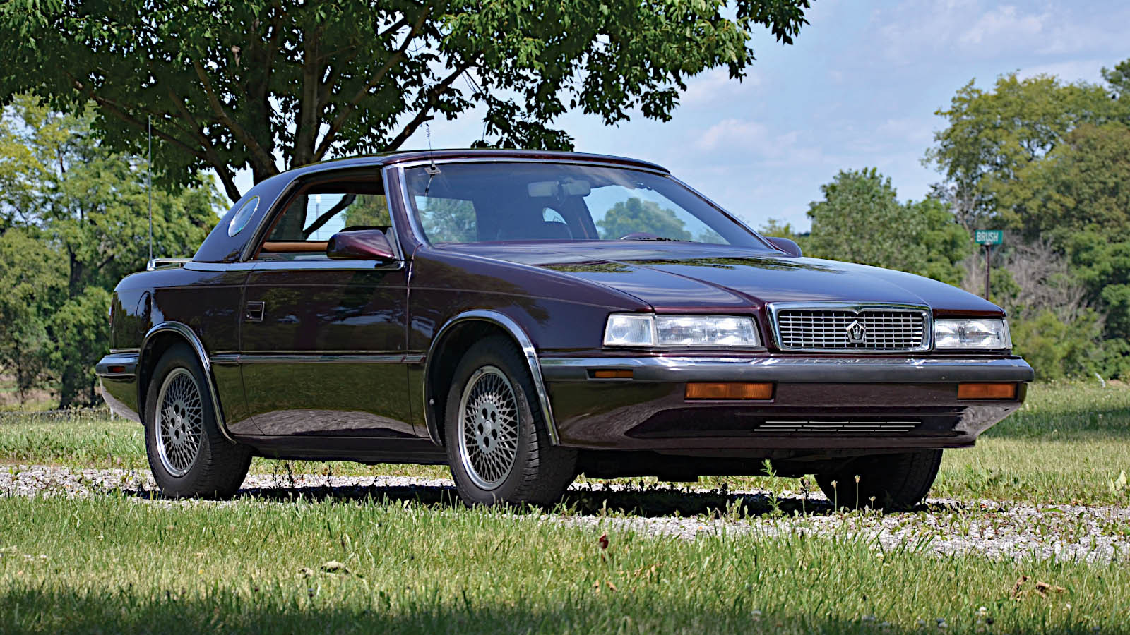 Coches deportivos que no eran tan deportivos | Classic & Sports Car