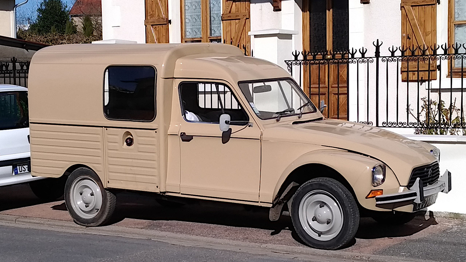 The many faces of the Citroën 2CV | Classic & Sports Car