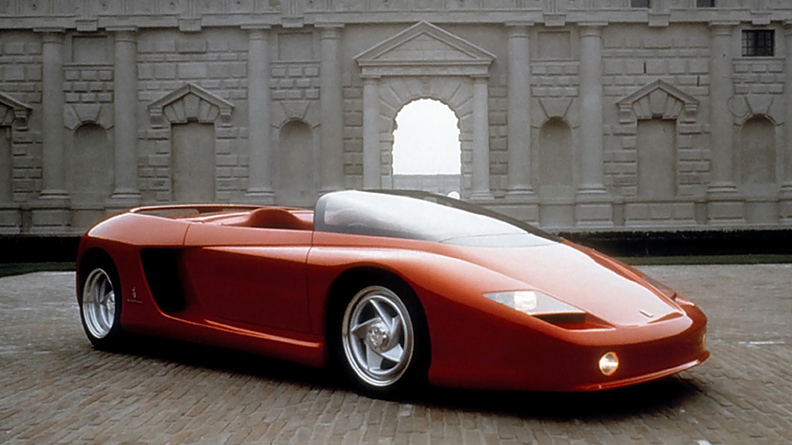 29 odd Ferraris | Classic & Sports Car