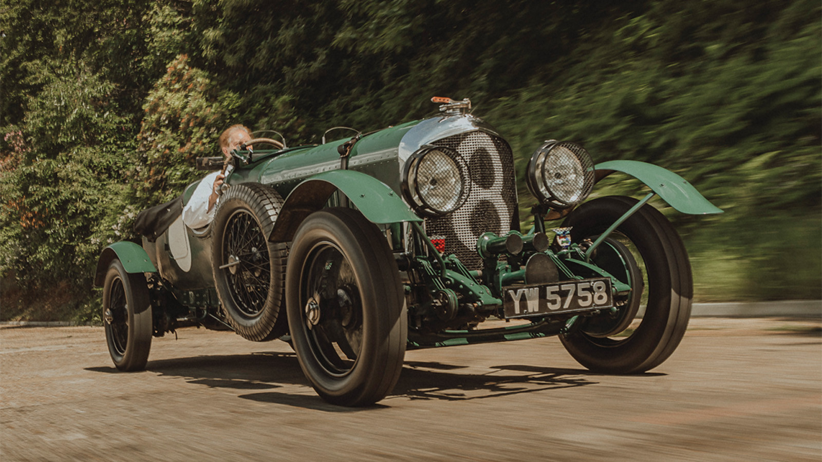 24 biltillverkare som inte började med att tillverka bilar | Classic ...