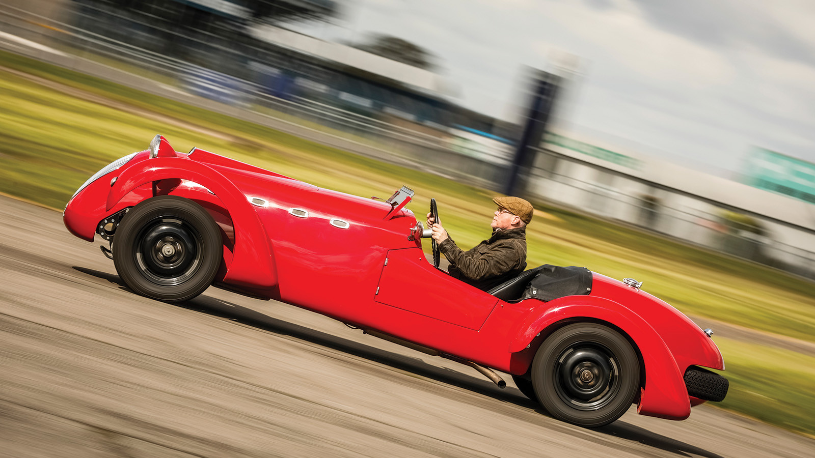 24 coches que comparten nombre con circuitos de carreras | Classic ...