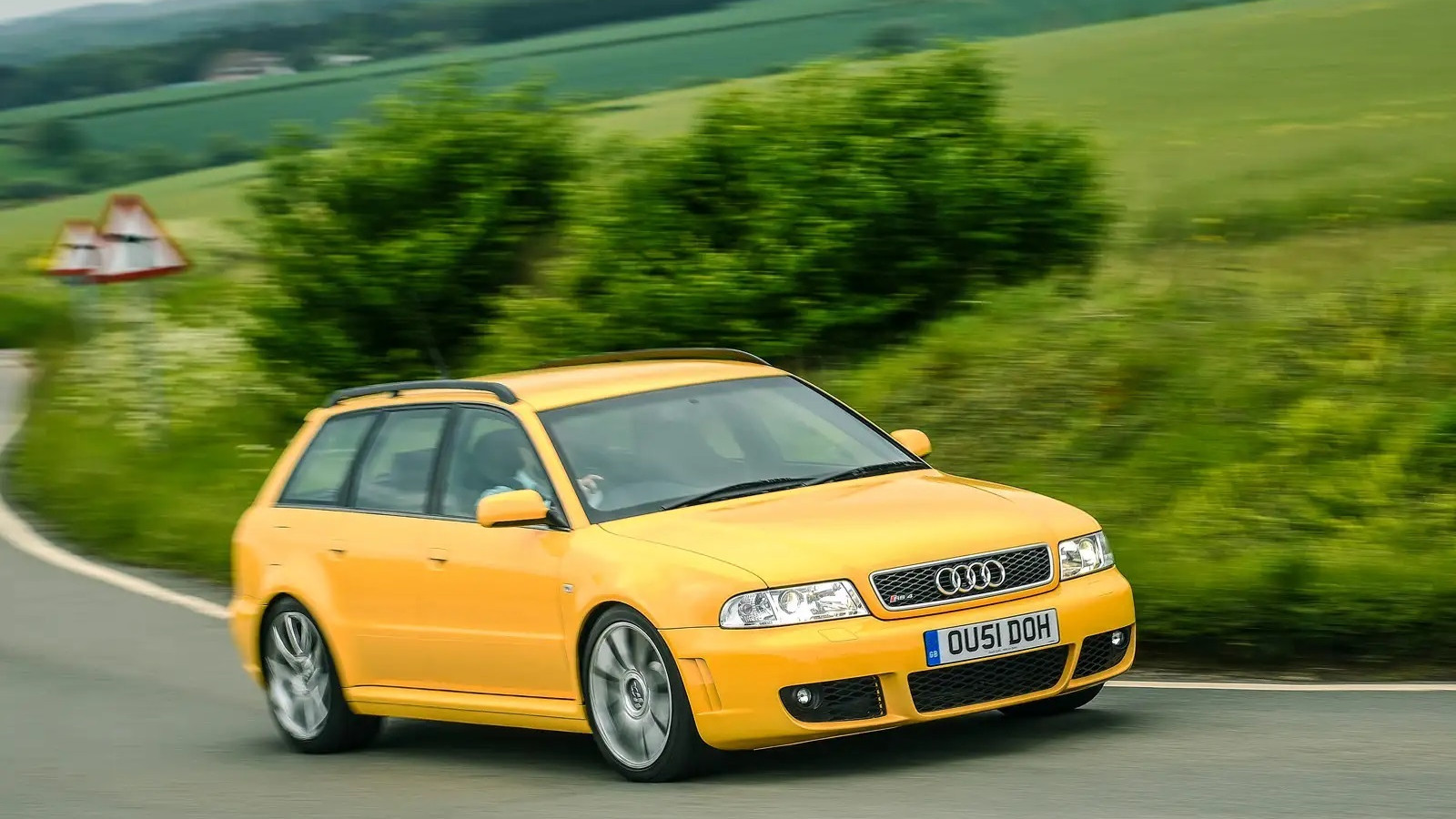 30 great classics with V6 engines | Classic & Sports Car