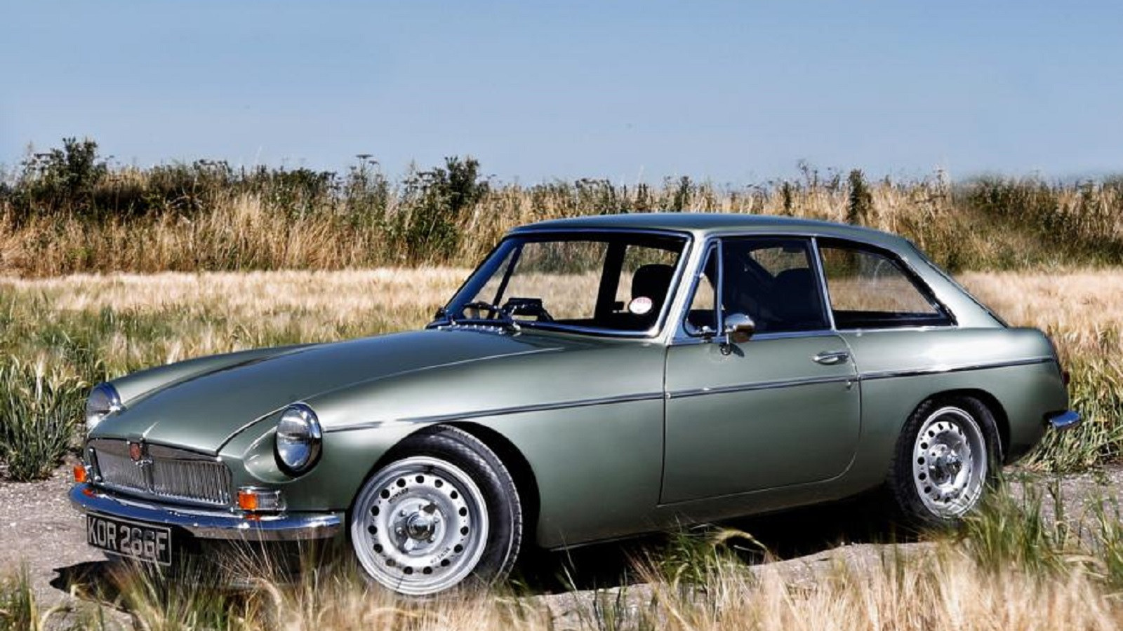 60 years of the MGB | Classic & Sports Car