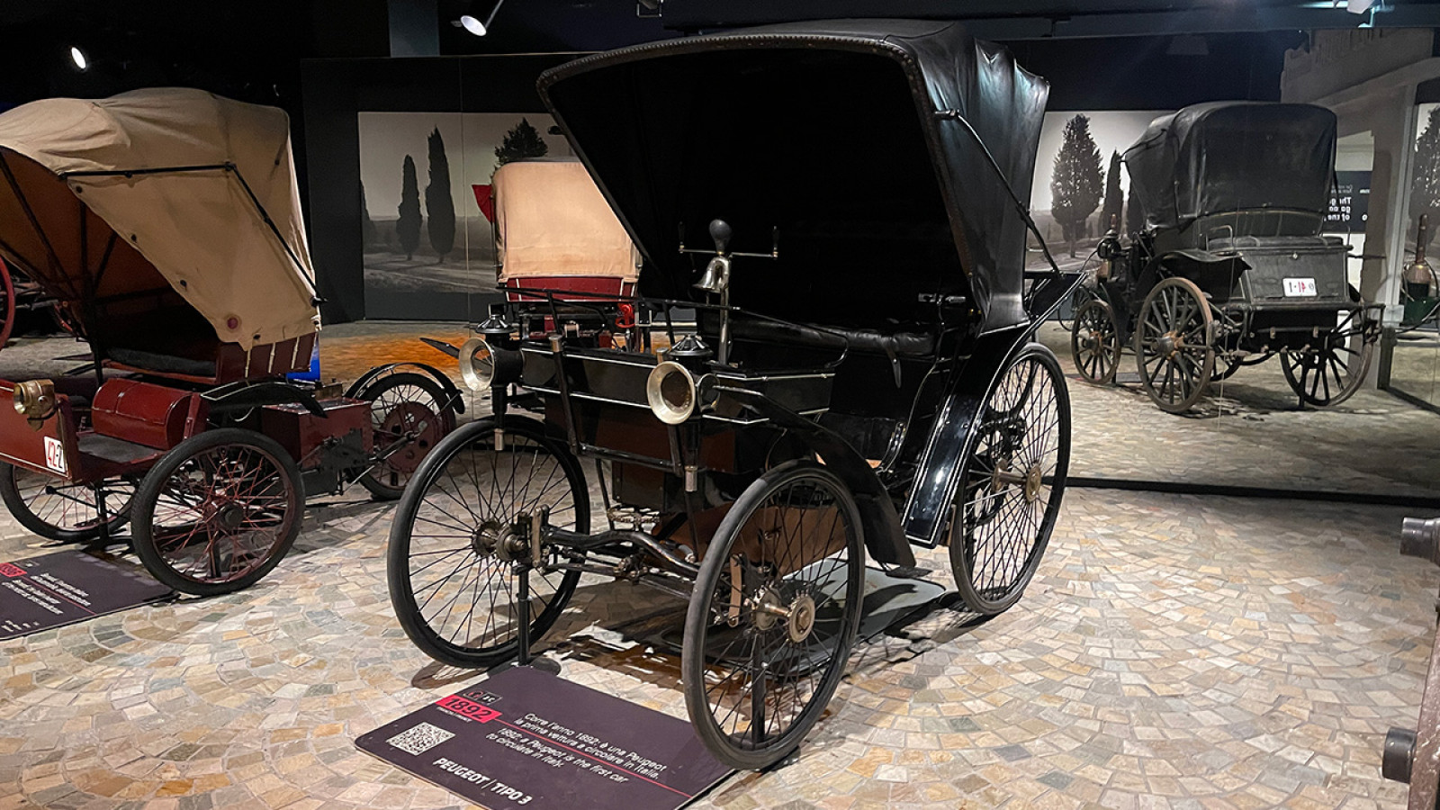 Dive into this amazing car museum | Classic & Sports Car