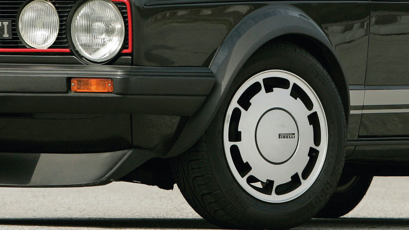 22 classic cars with the best stock wheels | Classic & Sports Car