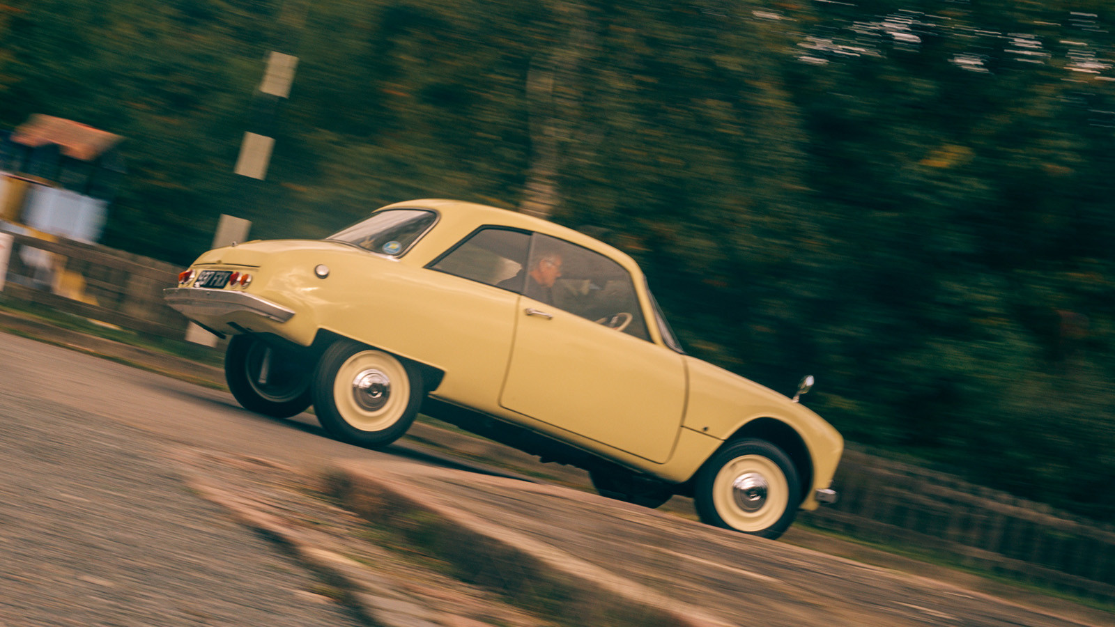 10 glassfibre classic cars from big brands | Classic & Sports Car