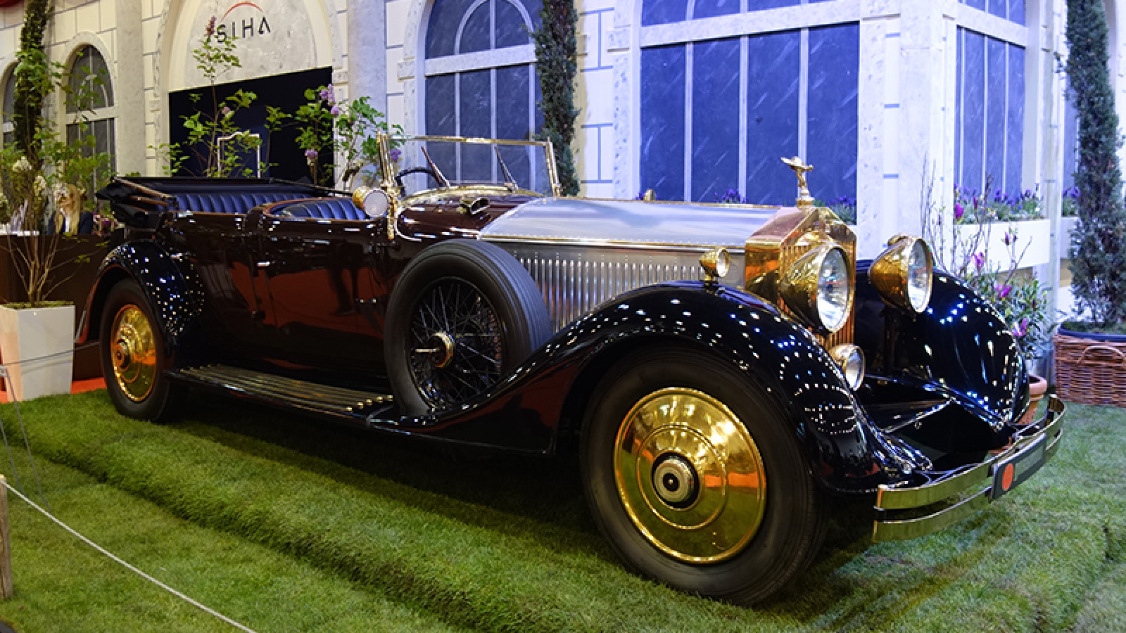 22 rare classics in Germany last week | Classic & Sports Car