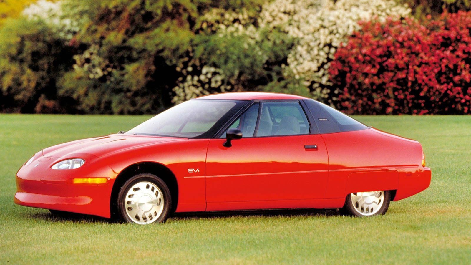 10 very aerodynamic classic cars | Classic & Sports Car