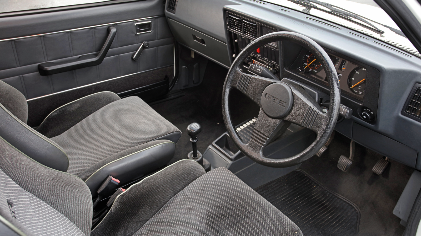 19 classic hot-hatch legends | Classic & Sports Car