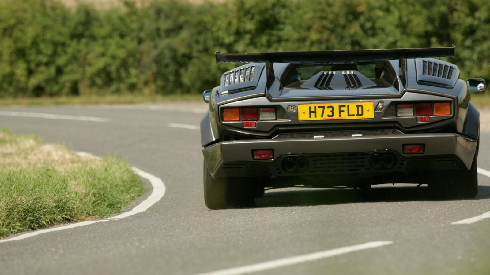 15 cool classic cars with massive wings | Classic & Sports Car